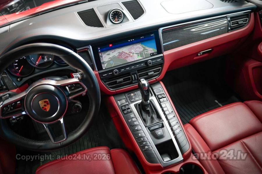 Red Porsche Macan 2019 in Tallinn, with an engine capacity of 3.00 L and mileage of 83 thousand km for 52900 €, photo 10 on AUTOMOTO.COM.LV
