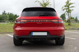 Red Porsche Macan 2019 in Vilnius, with an engine capacity of 1.98 L and mileage of 67 thousand km for 39950 €, photo 10 on AUTOMOTO.COM.LV