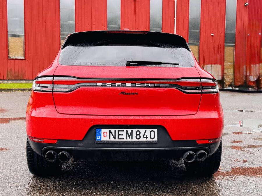 Red Porsche Macan 2019 in Vilnius, with an engine capacity of 1.98 L and mileage of 99 thousand km for 36500 €, photo 11 on AUTOMOTO.COM.LV
