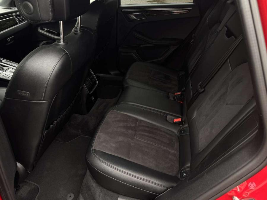 Red Porsche Macan 2019 in Vilnius, with an engine capacity of 1.98 L and mileage of 99 thousand km for 36500 €, photo 16 on AUTOMOTO.COM.LV