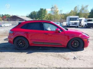 Red Porsche Macan 2020 in Klaipeda, with an engine capacity of 2.89 L and mileage of 1 thousand km for 22000 €, photo 13 on AUTOMOTO.COM.LV
