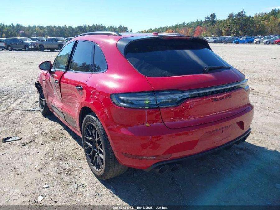 Red Porsche Macan 2020 in Kaunas, with an engine capacity of 2.89 L and mileage of 107 thousand km for 25 €, photo 5 on AUTOMOTO.COM.LV