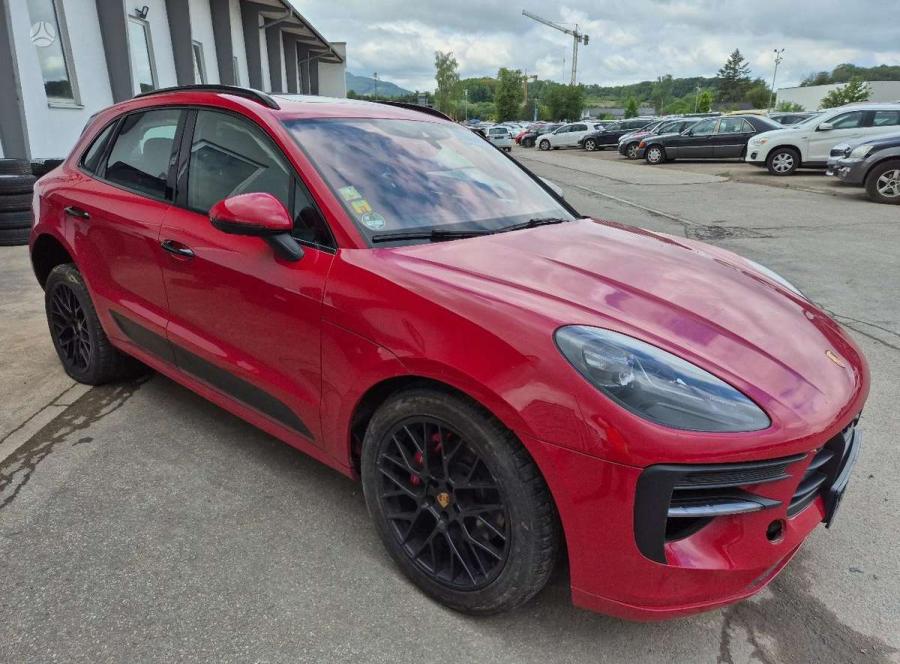 Sarkans Porsche Macan 2020 Klaipėda, ar dzinēja tilpumu 2.89 L un nobraukumu 116 tūkst. km par 14300 €, foto 3 vietnē AUTOMOTO.COM.LV