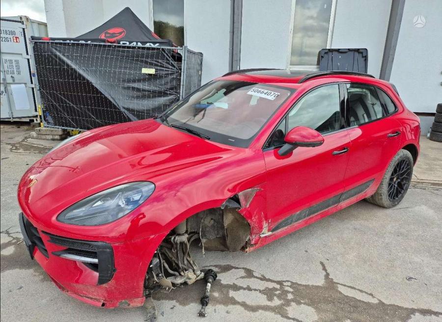 Sarkans Porsche Macan 2020 Klaipėda, ar dzinēja tilpumu 2.89 L un nobraukumu 116 tūkst. km par 14300 €, foto 5 vietnē AUTOMOTO.COM.LV