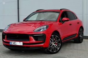 Red Porsche Macan 2022 in Kretinga, with an engine capacity of 2.89 L and mileage of 32 thousand km for 50899 €, photo 3 on AUTOMOTO.COM.LV