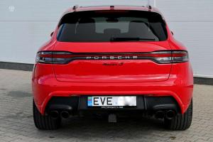 Red Porsche Macan 2022 in Kretinga, with an engine capacity of 2.89 L and mileage of 32 thousand km for 50899 €, photo 10 on AUTOMOTO.COM.LV