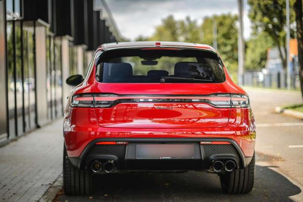 Sarkans Porsche Macan 2023 Kauņa, ar dzinēja tilpumu 1.98 L un nobraukumu 58 tūkst. km par 49999 €, foto 10 vietnē AUTOMOTO.COM.LV