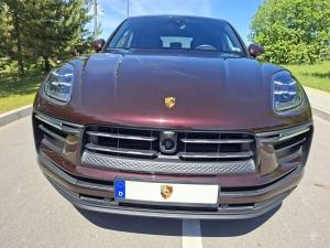 Sarkans Porsche Macan 2023 Klaipėda, ar dzinēja tilpumu 1.98 L un nobraukumu 14 tūkst. km par 45000 €, foto 3 vietnē AUTOMOTO.COM.LV