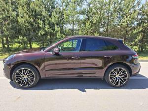 Sarkans Porsche Macan 2023 Klaipėda, ar dzinēja tilpumu 1.98 L un nobraukumu 14 tūkst. km par 45000 €, foto 7 vietnē AUTOMOTO.COM.LV