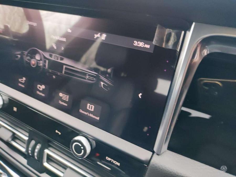 Sarkans Porsche Macan 2023 Klaipėda, ar dzinēja tilpumu 1.98 L un nobraukumu 14 tūkst. km par 45000 €, foto 20 vietnē AUTOMOTO.COM.LV