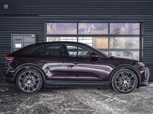 Sarkans Porsche Macan 2026 Viļņa, ar dzinēja tilpumu 0.00 L un nobraukumu 2 tūkst. km par 121223 €, foto 6 vietnē AUTOMOTO.COM.LV
