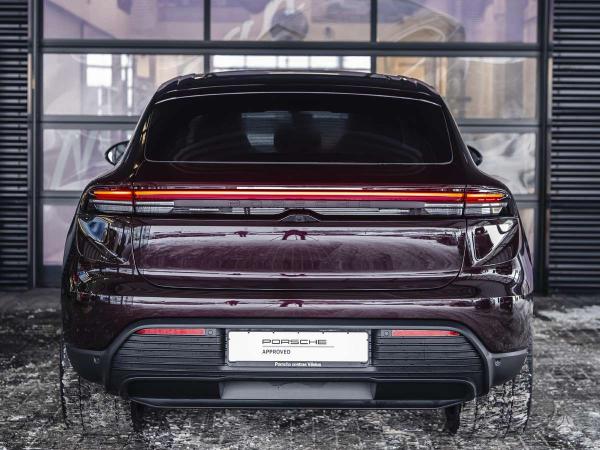 Sarkans Porsche Macan 2026 Viļņa, ar dzinēja tilpumu 0.00 L un nobraukumu 18 tūkst. km par 90917 €, foto 4 vietnē AUTOMOTO.COM.LV