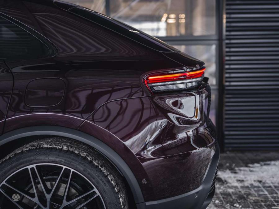 Sarkans Porsche Macan 2026 Viļņa, ar dzinēja tilpumu 0.00 L un nobraukumu 18 tūkst. km par 90917 €, foto 16 vietnē AUTOMOTO.COM.LV