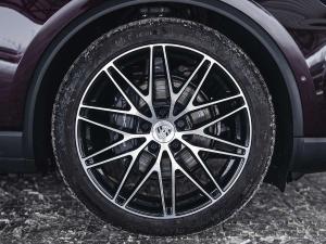 Sarkans Porsche Macan 2026 Viļņa, ar dzinēja tilpumu 0.00 L un nobraukumu 18 tūkst. km par 90917 €, foto 21 vietnē AUTOMOTO.COM.LV