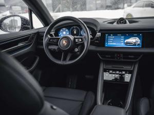 Sarkans Porsche Macan 2026 Viļņa, ar dzinēja tilpumu 0.00 L un nobraukumu 18 tūkst. km par 90917 €, foto 25 vietnē AUTOMOTO.COM.LV