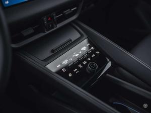 Sarkans Porsche Macan 2026 Viļņa, ar dzinēja tilpumu 0.00 L un nobraukumu 18 tūkst. km par 90917 €, foto 31 vietnē AUTOMOTO.COM.LV