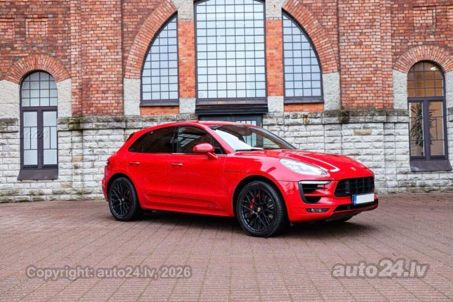 Red Porsche Macan 2017 in Tallinn, with an engine capacity of 3.00 L and mileage of 180 thousand km for 32900 €, photo 1 on AUTOMOTO.COM.LV