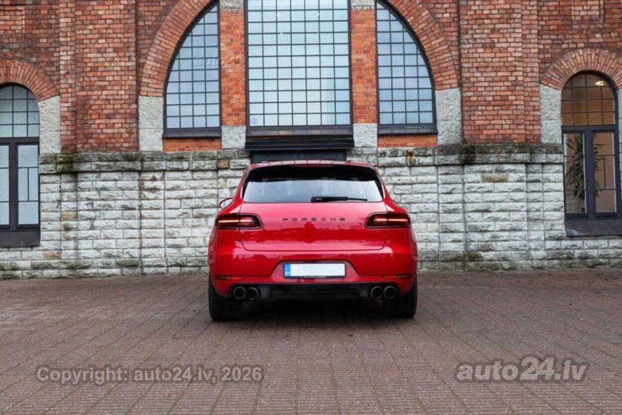 Red Porsche Macan 2017 in Tallinn, with an engine capacity of 3.00 L and mileage of 180 thousand km for 32900 €, photo 6 on AUTOMOTO.COM.LV