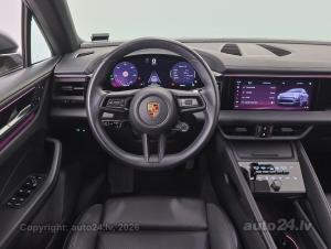 Porsche Macan 2024 in Tallinn, with an engine capacity of 0.00 L and mileage of 37 thousand km for 79900 €, photo 17 on AUTOMOTO.COM.LV