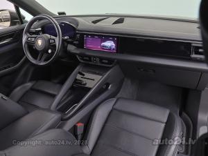 Porsche Macan 2024 in Tallinn, with an engine capacity of 0.00 L and mileage of 37 thousand km for 79900 €, photo 18 on AUTOMOTO.COM.LV