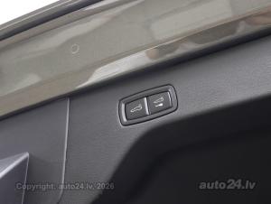 Porsche Macan 2024 in Tallinn, with an engine capacity of 0.00 L and mileage of 37 thousand km for 79900 €, photo 21 on AUTOMOTO.COM.LV