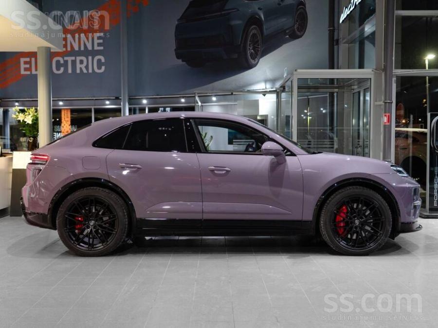 Violets Porsche Macan 2024 Rīga, ar dzinēja tilpumu 0.00 L un nobraukumu 35 tūkst. km par 105900 €, foto 8 vietnē AUTOMOTO.COM.LV