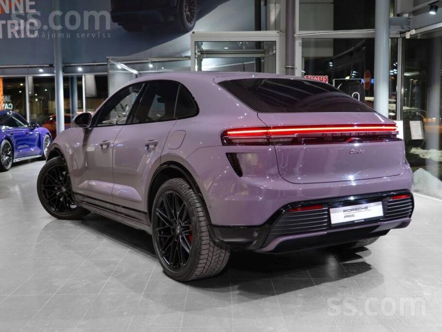 Violets Porsche Macan 2024 Rīga, ar dzinēja tilpumu 0.00 L un nobraukumu 35 tūkst. km par 105900 €, foto 10 vietnē AUTOMOTO.COM.LV