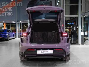 Violets Porsche Macan 2024 Rīga, ar dzinēja tilpumu 0.00 L un nobraukumu 35 tūkst. km par 105900 €, foto 14 vietnē AUTOMOTO.COM.LV