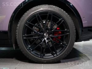 Violets Porsche Macan 2024 Rīga, ar dzinēja tilpumu 0.00 L un nobraukumu 35 tūkst. km par 105900 €, foto 16 vietnē AUTOMOTO.COM.LV