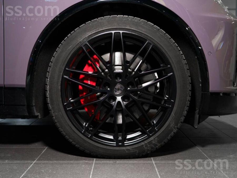 Violets Porsche Macan 2024 Rīga, ar dzinēja tilpumu 0.00 L un nobraukumu 35 tūkst. km par 105900 €, foto 18 vietnē AUTOMOTO.COM.LV
