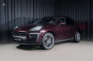 Violet Porsche Macan 2024 in Vilnius, with an engine capacity of 1.98 L and mileage of 30 thousand km for 52998 €, photo  on AUTOMOTO.COM.LV