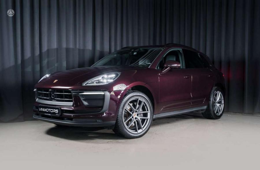 Violet Porsche Macan 2024 in Vilnius, with an engine capacity of 1.98 L and mileage of 30 thousand km for 52998 €, photo 1 on AUTOMOTO.COM.LV