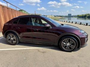 Violets Porsche Macan 2025 Panevēža, ar dzinēja tilpumu 0.00 L un nobraukumu 20 tūkst. km par 79255 €, foto 4 vietnē AUTOMOTO.COM.LV