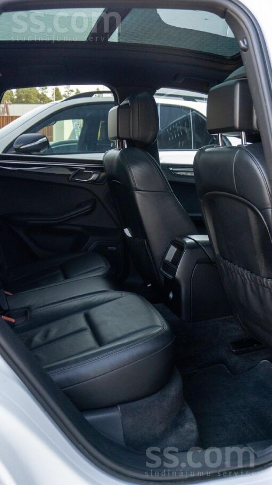 White Porsche Macan 2014 in Riga, with an engine capacity of 3.00 L and mileage of 295 thousand km for 17990 €, photo 28 on AUTOMOTO.COM.LV