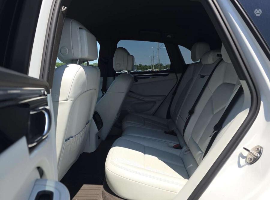 Balts Porsche Macan 2015 Ukmergė, ar dzinēja tilpumu 3.00 L un nobraukumu 231 tūkst. km par 13100 €, foto 12 vietnē AUTOMOTO.COM.LV