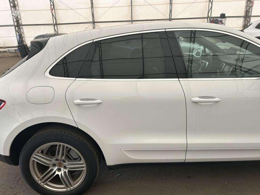Balts Porsche Macan 2015 Ukmergė, ar dzinēja tilpumu 3.00 L un nobraukumu 231 tūkst. km par 11500 €, foto 9 vietnē AUTOMOTO.COM.LV
