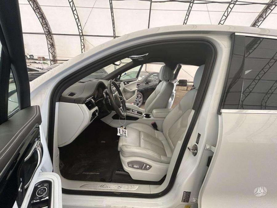 Balts Porsche Macan 2015 Ukmergė, ar dzinēja tilpumu 3.00 L un nobraukumu 231 tūkst. km par 11500 €, foto 27 vietnē AUTOMOTO.COM.LV