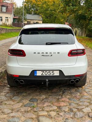 Balts Porsche Macan 2015 Rīga, ar dzinēja tilpumu 3.00 L un nobraukumu 207 tūkst. km par 20700 €, foto 8 vietnē AUTOMOTO.COM.LV