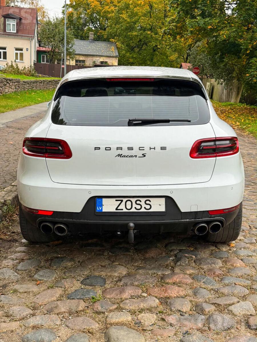 Balts Porsche Macan 2015 Rīga, ar dzinēja tilpumu 3.00 L un nobraukumu 207 tūkst. km par 20700 €, foto 8 vietnē AUTOMOTO.COM.LV