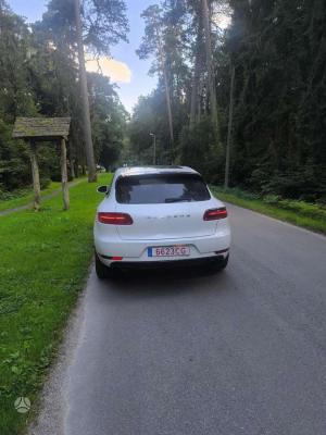 Balts Porsche Macan 2016 Raseiniai, ar dzinēja tilpumu 3.00 L un nobraukumu 188 tūkst. km par 18000 €, foto 2 vietnē AUTOMOTO.COM.LV