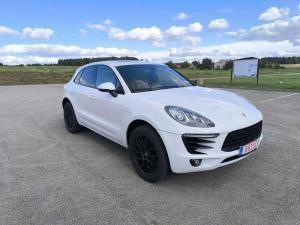 Balts Porsche Macan 2016 Raseiniai, ar dzinēja tilpumu 3.00 L un nobraukumu 188 tūkst. km par 18000 €, foto 9 vietnē AUTOMOTO.COM.LV