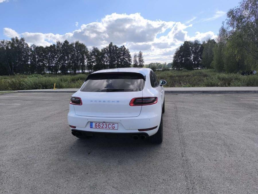 Balts Porsche Macan 2016 Raseiniai, ar dzinēja tilpumu 3.00 L un nobraukumu 188 tūkst. km par 18000 €, foto 13 vietnē AUTOMOTO.COM.LV