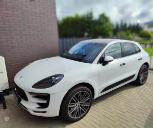 White Porsche Macan 2016 in Vilnius, with an engine capacity of 3.00 L and mileage of 112 thousand km for 24950 €, photo  on AUTOMOTO.COM.LV