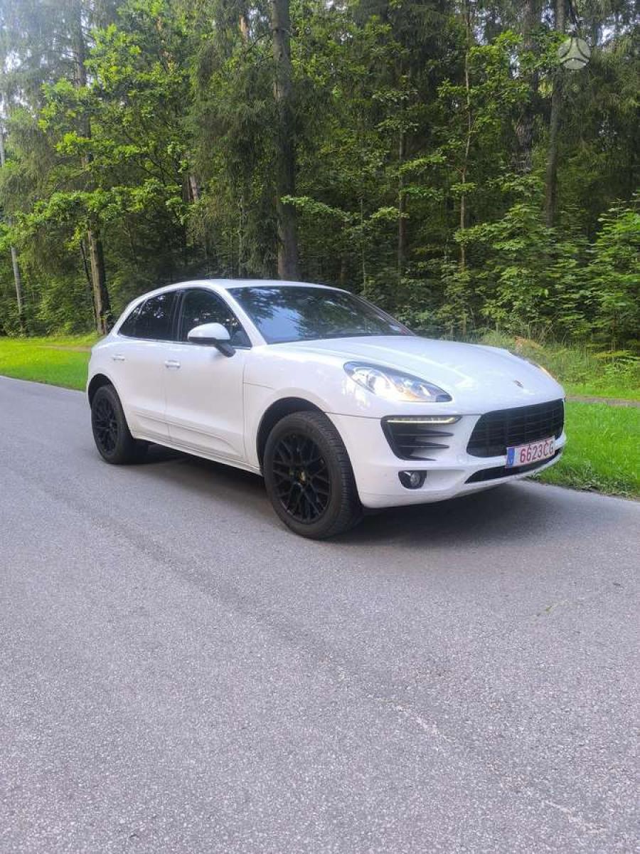 Balts Porsche Macan 2016 Šauļi, ar dzinēja tilpumu 3.00 L un nobraukumu 195 tūkst. km par 16500 €, foto 1 vietnē AUTOMOTO.COM.LV