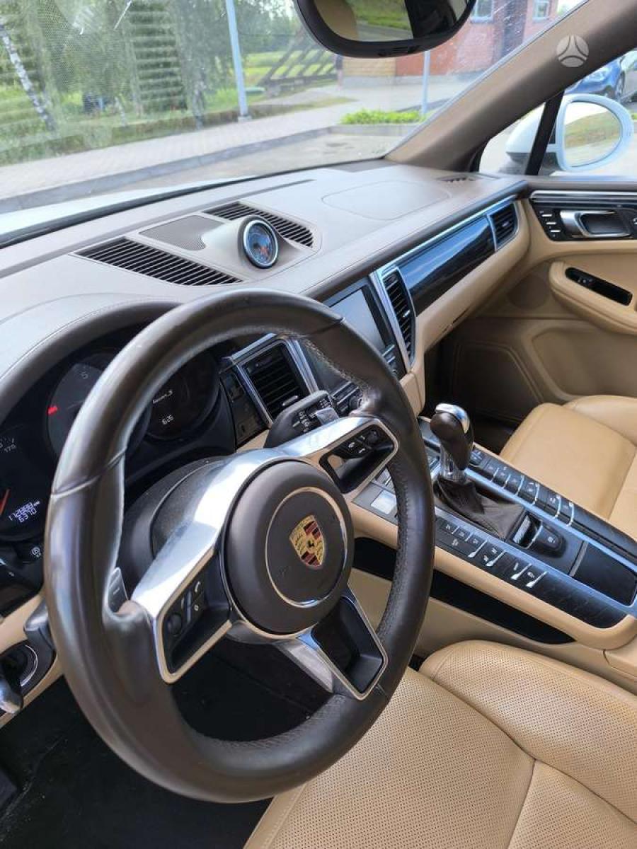 Balts Porsche Macan 2016 Šauļi, ar dzinēja tilpumu 3.00 L un nobraukumu 195 tūkst. km par 16500 €, foto 9 vietnē AUTOMOTO.COM.LV
