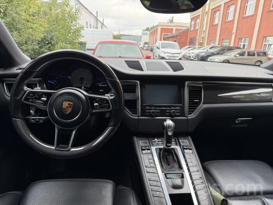 Balts Porsche Macan 2016 Rīga, ar dzinēja tilpumu 3.00 L un nobraukumu 117 tūkst. km par 27500 €, foto 4 vietnē AUTOMOTO.COM.LV