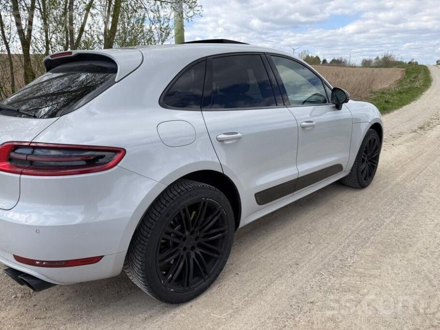 Balts Porsche Macan 2016 Rīga, ar dzinēja tilpumu 3.00 L un nobraukumu 117 tūkst. km par 27500 €, foto 5 vietnē AUTOMOTO.COM.LV