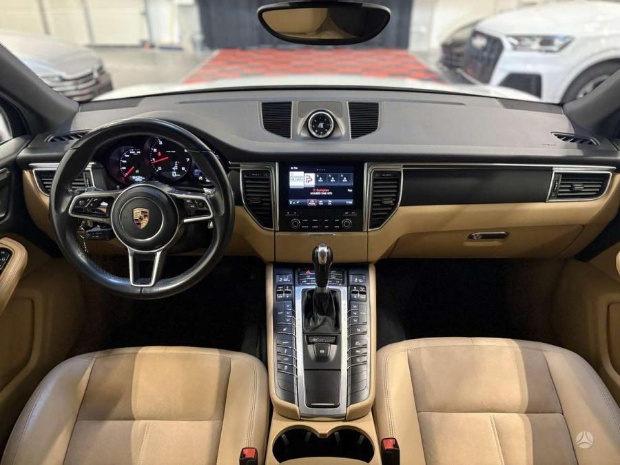 Balts Porsche Macan 2016 Viļņa, ar dzinēja tilpumu 1.98 L un nobraukumu 190 tūkst. km par 18790 €, foto 17 vietnē AUTOMOTO.COM.LV
