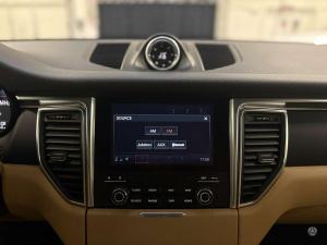 Balts Porsche Macan 2016 Viļņa, ar dzinēja tilpumu 1.98 L un nobraukumu 190 tūkst. km par 18790 €, foto 26 vietnē AUTOMOTO.COM.LV