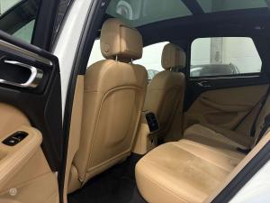 Balts Porsche Macan 2016 Viļņa, ar dzinēja tilpumu 1.98 L un nobraukumu 190 tūkst. km par 18790 €, foto 27 vietnē AUTOMOTO.COM.LV